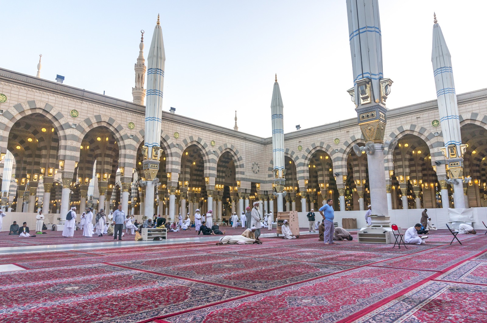 The Two Supererogatory Rak’ahs of the Dawn Prayer - Discover Islam ...